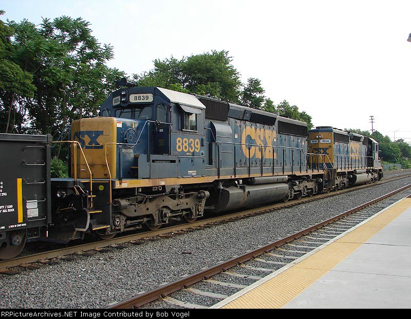 CSX 8839 & 8836